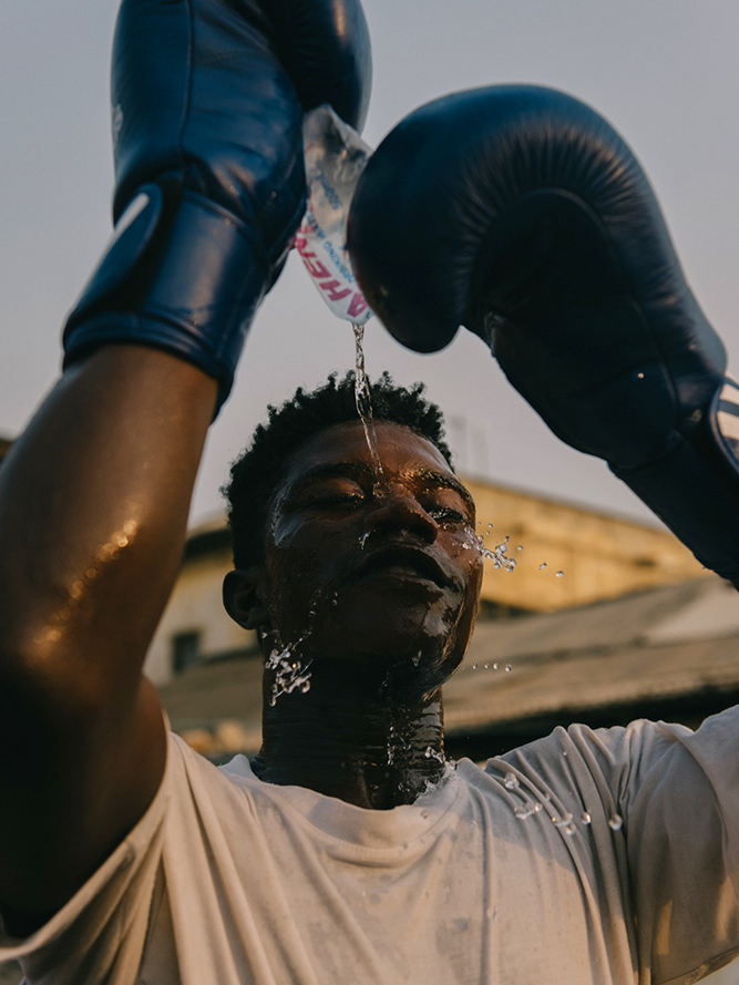 Boxing Ghana - BETTINA THEUERKAUF